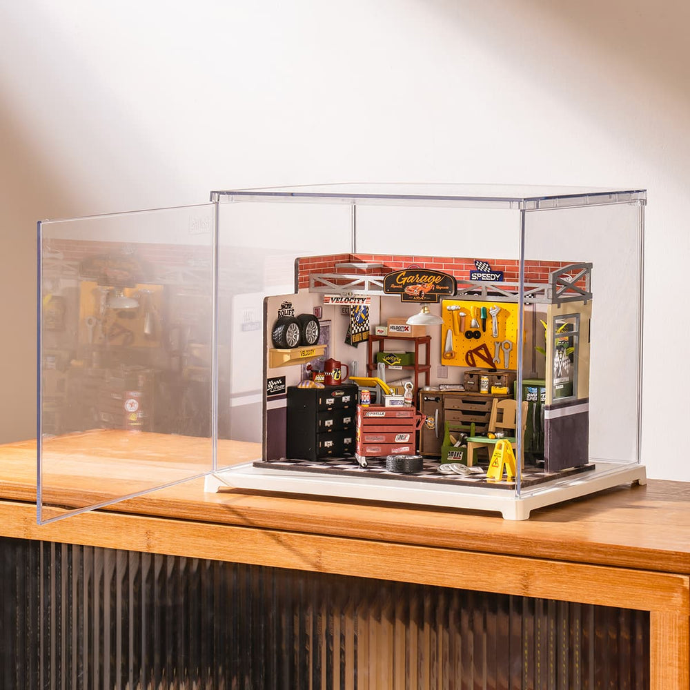 Rolife Garage Workshop DG165 with Display Box DF03L | Robotime